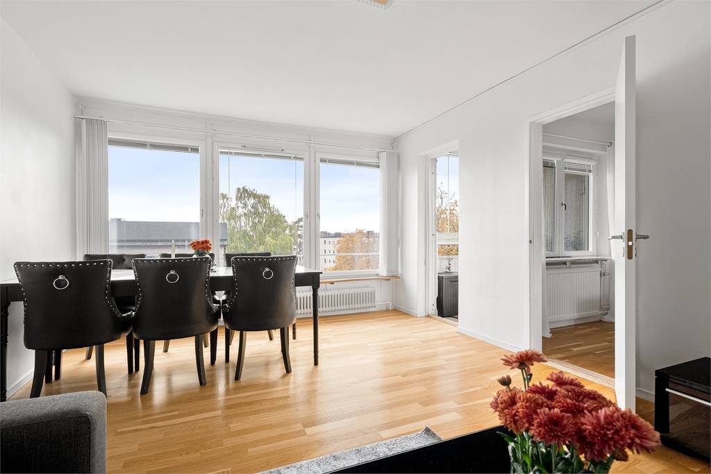 Mirabellbacken 5 i Hässelby Strand, Stockholms kommun - lägenhet till ...