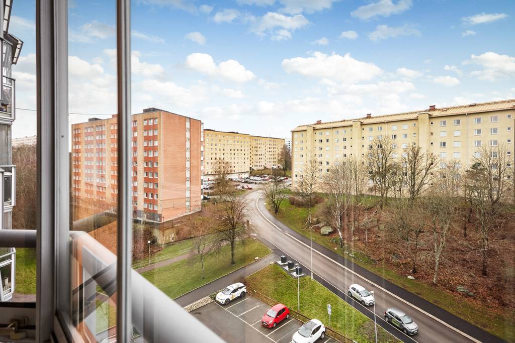 Badvädersgatan 11 i Biskopsgården, Göteborgs kommun - lägenhet till ...