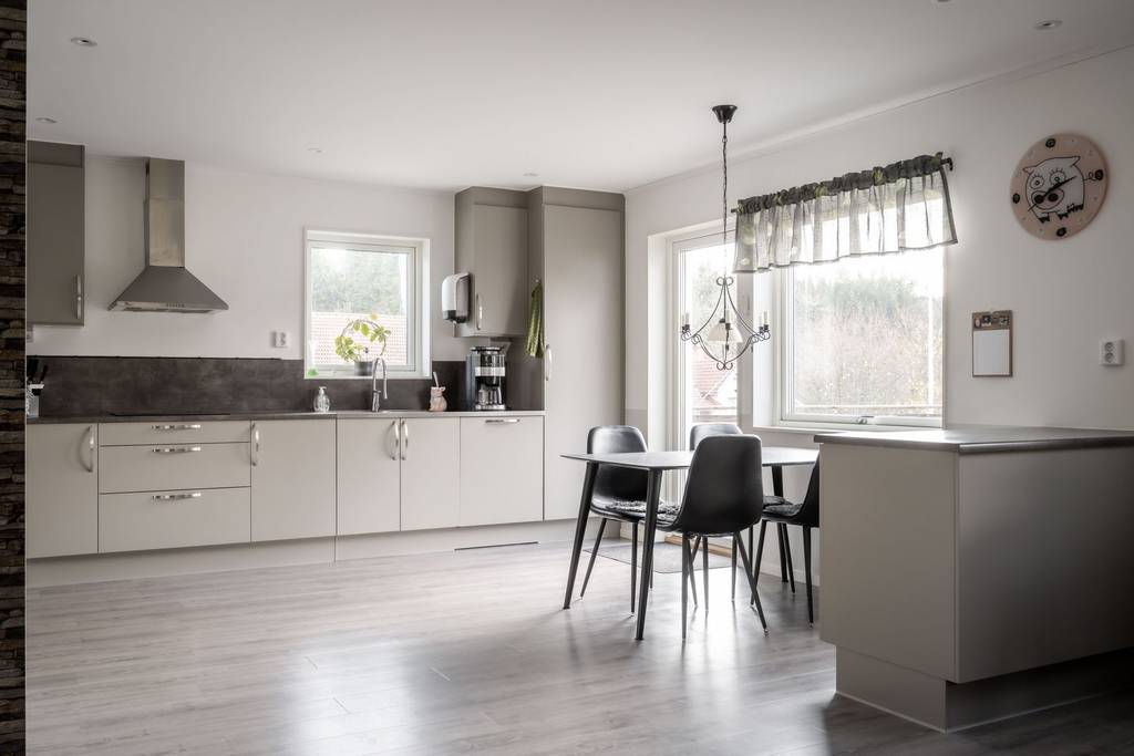 Henå 28 i Henå, Bollebygds kommun - villa till salu - Hemnet