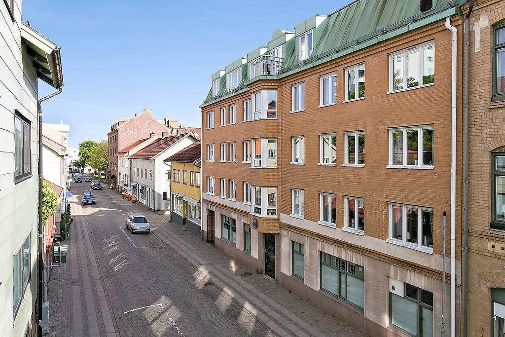 Kungsgatan 26 i Lysekil, Lysekils kommun - lägenhet till salu - Hemnet