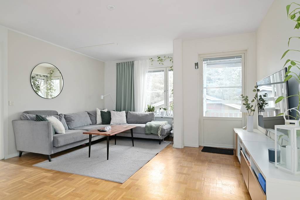 Rosettvägen 10 i Röbäck, Umeå kommun - lägenhet till salu - Hemnet