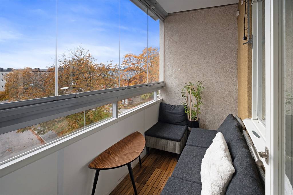 Mirabellbacken 5 i Hässelby Strand, Stockholms kommun - lägenhet till ...