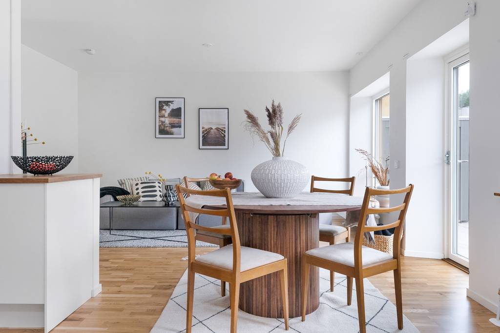 Släntvägen - lägenhet till salu - Hemnet