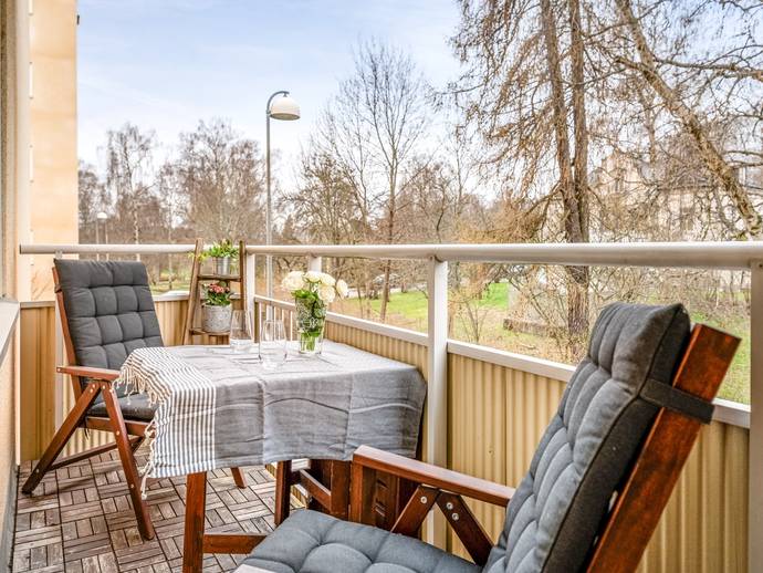 Slottsvägen 7 i Haga Norra, Solna kommun - lägenhet till salu - Hemnet