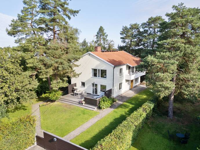 Älgstigen 12 i Stocksund - Söderskogen, Danderyds kommun - villa till ...