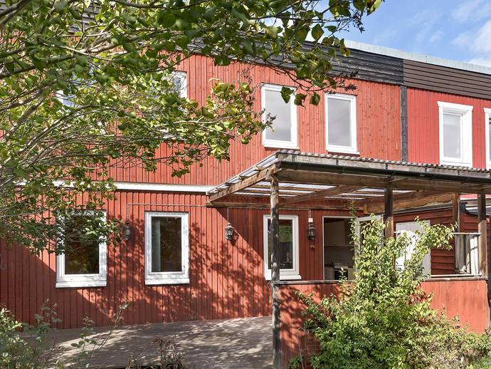 Albert Målares väg 6C i Täby Kyrkby, Täby kommun - Radhus till salu ...