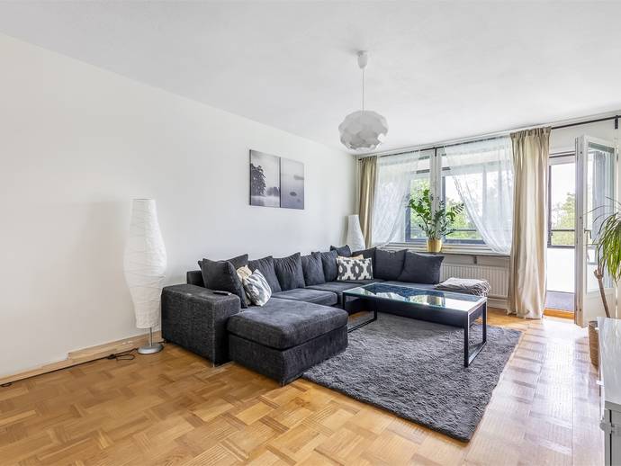 Nynäsvägen 64, 2tr i Handen, Haninge kommun - lägenhet till salu - Hemnet