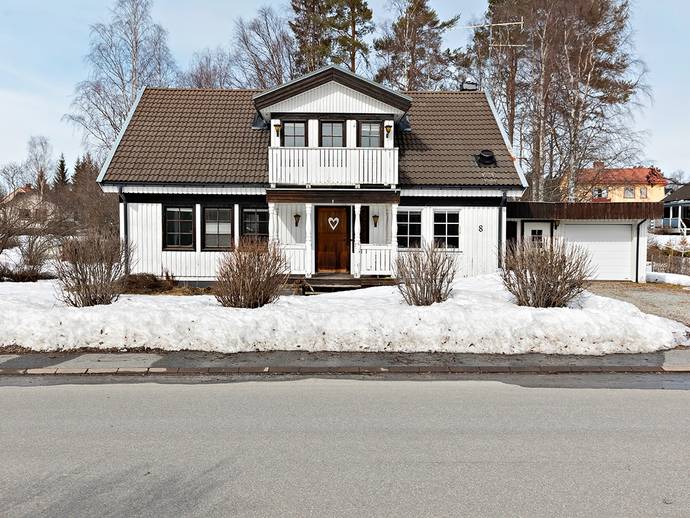 Bagaregatan 8 i Åsele, Åsele kommun - villa till salu - Hemnet