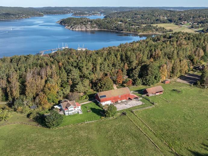 Söbben 291 - Såld gård med jordbruk (Äganderätt) - Henån, Orust kommun ...