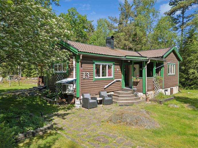 Lammsjövägen 13 i Tystberga Granlund, Nyköpings kommun - fritidsboende ...