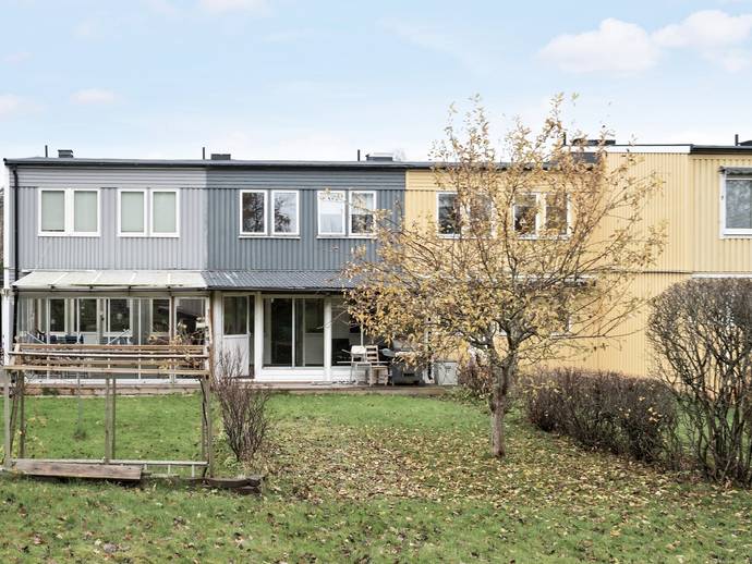 Hammarkroken 8 i Hammarkullen, Göteborgs kommun - radhus till salu - Hemnet