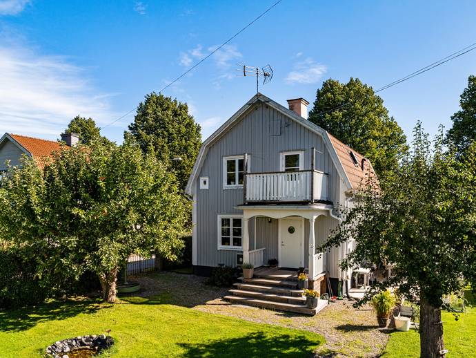 Badhusvägen 12 i Hallstavik, Norrtälje kommun - villa till salu - Hemnet