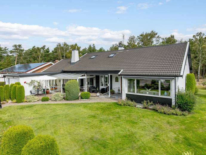 Tallstigen 8 i Kristineslätt, Falkenbergs kommun - villa till salu - Hemnet