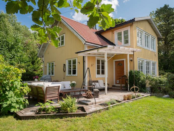 Stavshällsvägen 2B - Såld villa (Äganderätt) - Tullinge Strand ...