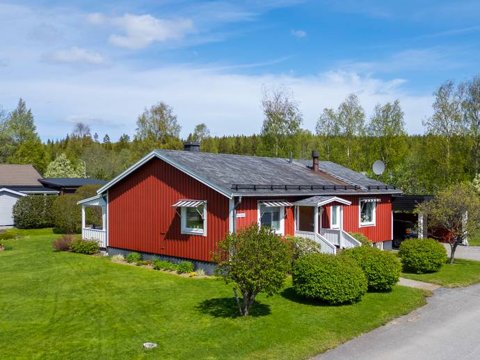 Tallvägen 5 i Vindeln, Vindelns kommun - villa till salu - Hemnet