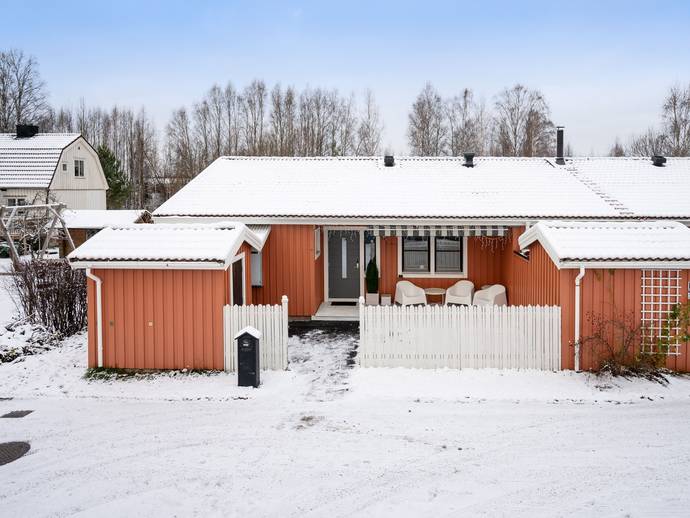 Hemlingbyvägen 16C i Hemlingby, Gävle kommun - radhus till salu - Hemnet