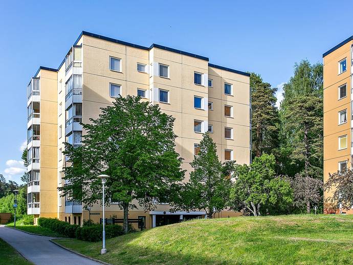 Middagsvägen 12 i Tullinge, Botkyrka kommun - lägenhet till salu - Hemnet