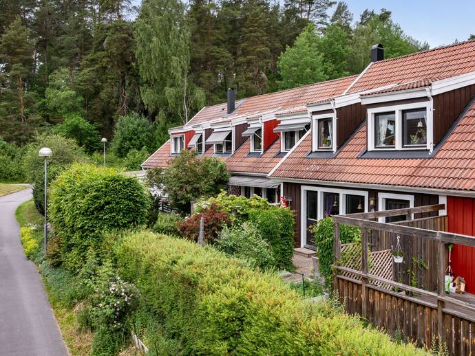 Tornvägen 45 i Broby, Söderköpings kommun - radhus till salu - Hemnet