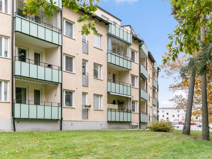 Rondellen 3 i Kallhäll, Järfälla kommun - lägenhet till salu - Hemnet