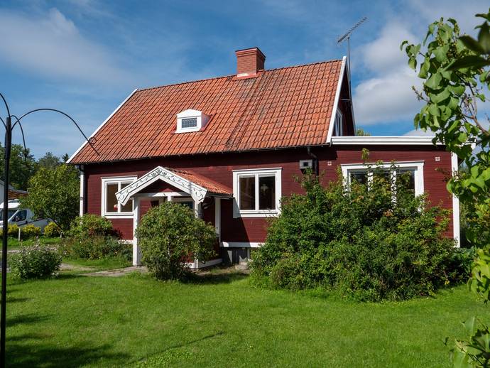 Strängnäsvägen 4 i Stallarholmen, Strängnäs kommun - villa till salu ...