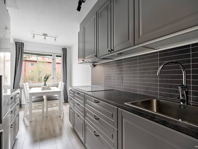 Rondellen 8 i Kallhäll, Järfälla kommun - lägenhet till salu - Hemnet