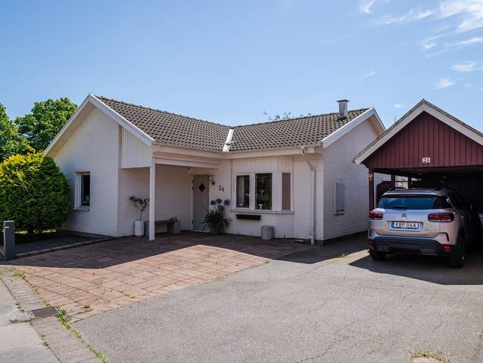Västra Pilgatan 24 i Vellinge, Vellinge kommun - villa till salu - Hemnet