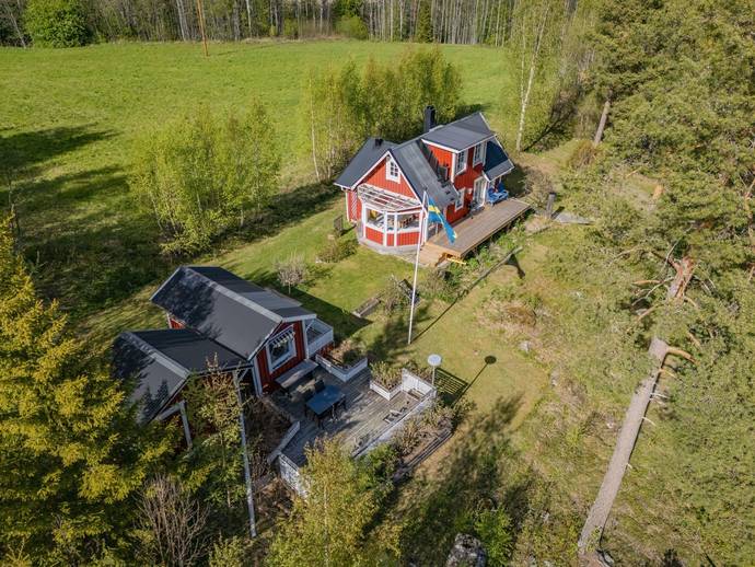 Norrlindsjö 118 i Matfors, Sundsvalls kommun - fritidshus till salu ...