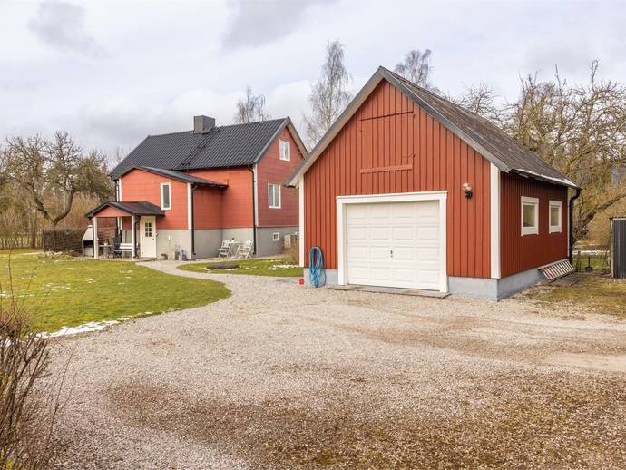 Halla Broe 204 - villa till salu - Hemnet
