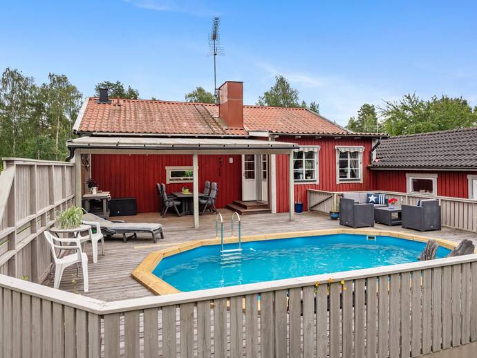 Badhusvägen 20 i Hallstavik, Norrtälje kommun - villa till salu - Hemnet