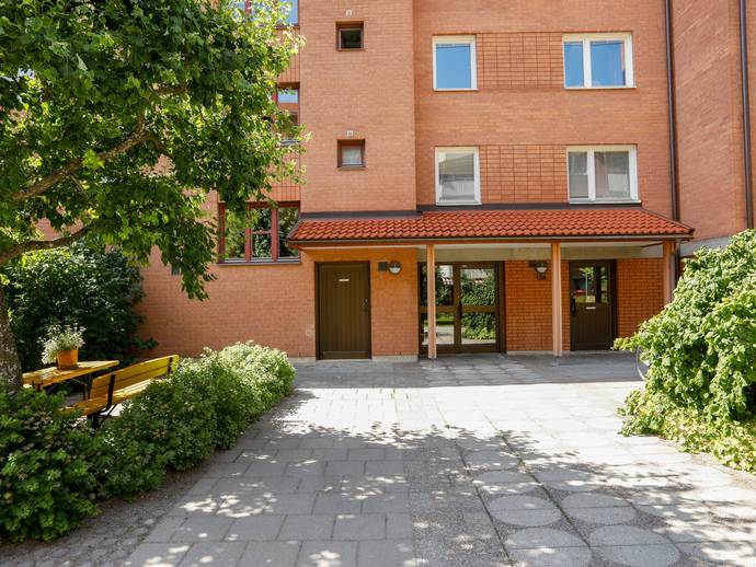 Engelbrektsgatan 13A i Centralt Öster, Örebro kommun - lägenhet till ...