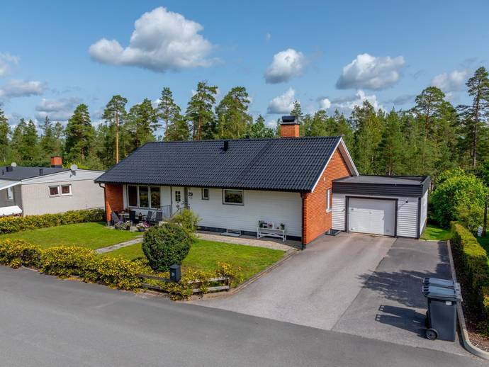 Skogsrundan 29 - Såld villa (Äganderätt) - Ekeberg, Hultsfreds kommun ...