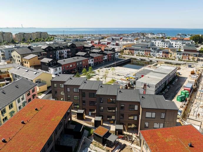 Bojgränd 22 i Lomma - Strandstaden, Lomma kommun - Radhus till salu ...