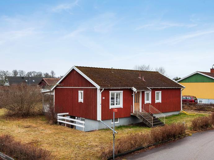 Flottaregatan 12 i Lessebo, Lessebo kommun - villa till salu - Hemnet