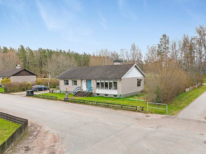 Norrhemsgatan 21 i Hovmantorp, Lessebo kommun - villa till salu - Hemnet