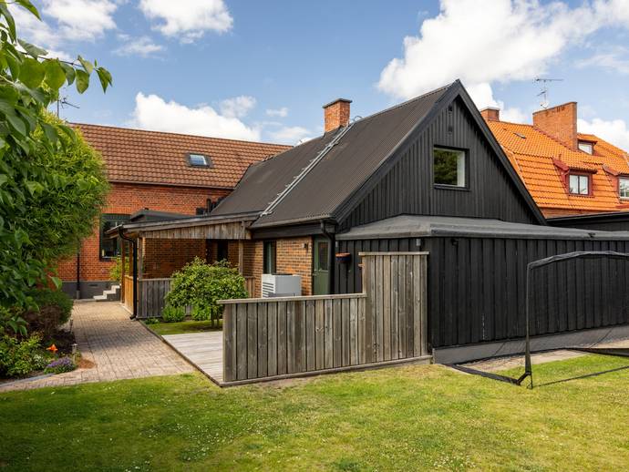 Valldammsgatan 34 i Centrala Trelleborg, Trelleborgs kommun - villa till salu - Hemnet