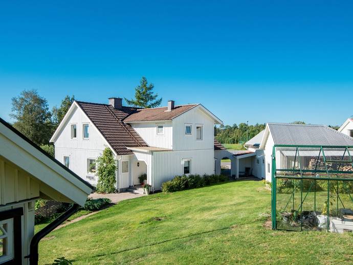 Hössna Liaredsvägen 1 i Ulricehamn, Ulricehamns kommun - villa till salu - Hemnet