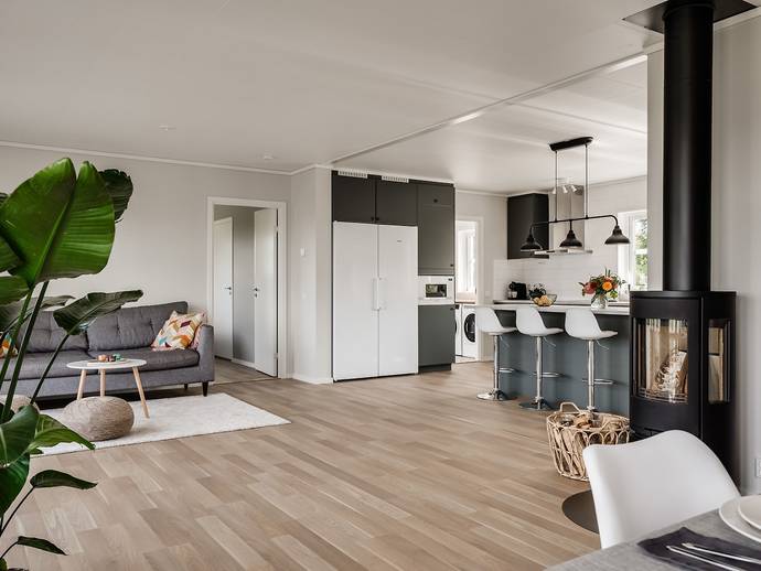 Bergudden 2 i Mullsjön, Hjo kommun - villa till salu - Hemnet