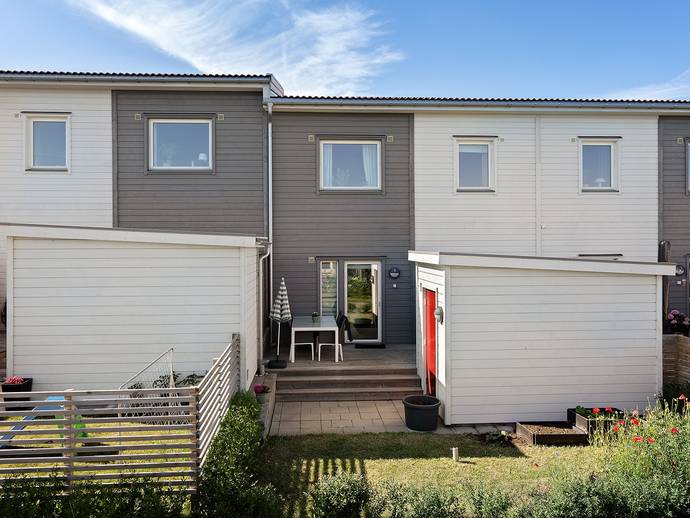 Rotslingan 5B i Simrishamn, Simrishamns kommun - radhus till salu - Hemnet