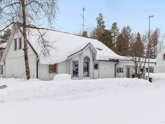 Tvärvägen 4 i Åsele, Åsele kommun - villa till salu - Hemnet