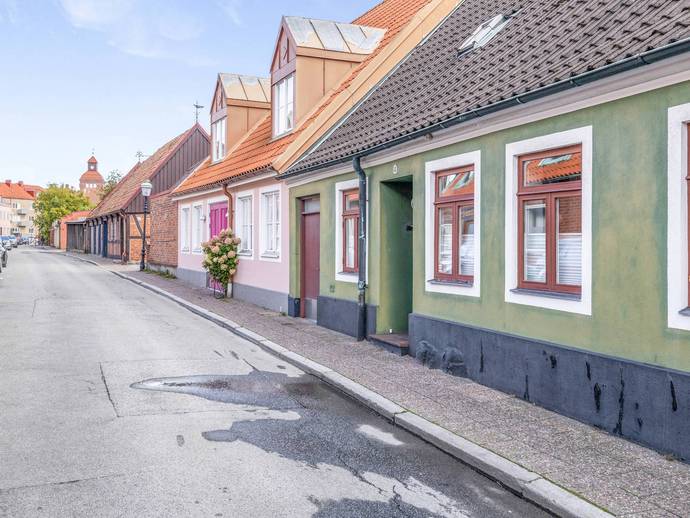 Lilla Östergatan 18 i Centrum, Ystads kommun - Radhus till salu - Hemnet