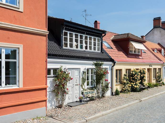 Skansgatan 44 i Centrala Ystad, Ystads kommun - radhus till salu - Hemnet