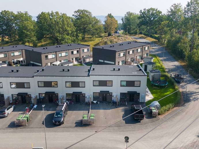 Travgatan 49 i Bankeryd, Jönköpings kommun - radhus till salu - Hemnet