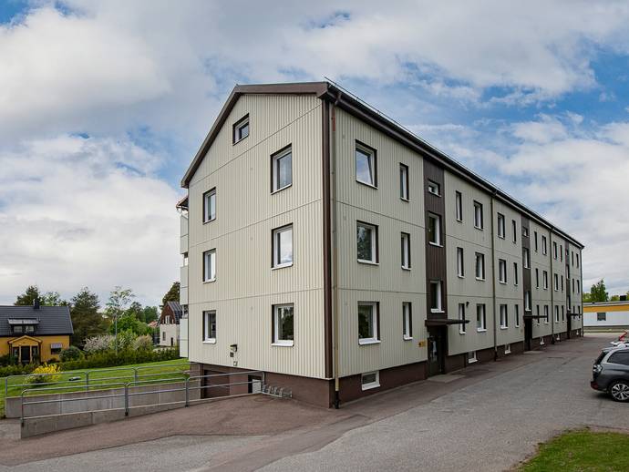 Östergatan 88A i Surahammar, Surahammars kommun - lägenhet till salu ...