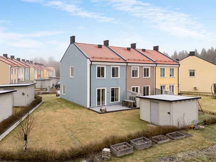 Nattsländevägen 4 i Odlaren, Eskilstuna kommun - radhus till salu - Hemnet