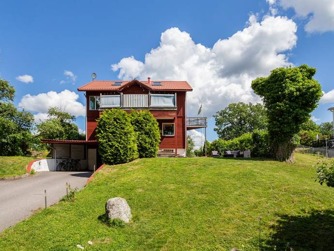 Juringe allé 15 i Segeltorp, Huddinge kommun - villa till salu - Hemnet