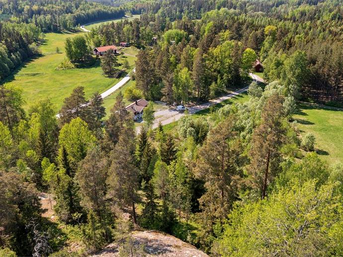 Dalsvägen 28B i Hölö, Södertälje kommun - tomt till salu - Hemnet