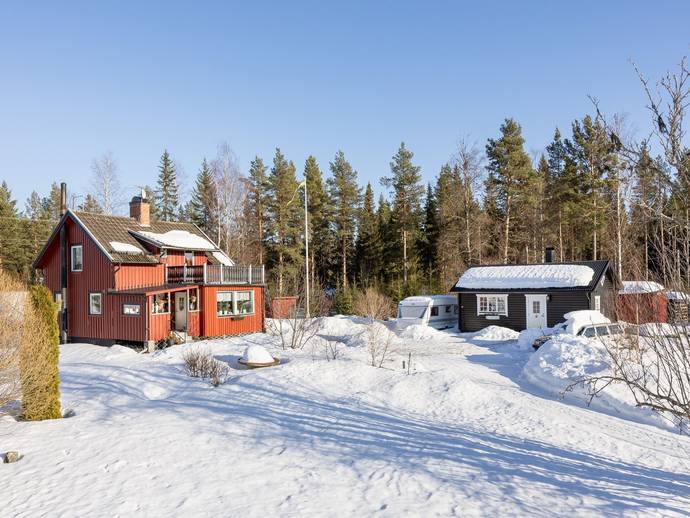 Hållsta 320 i Brunflo, Östersunds kommun - gård/skog till salu - Hemnet