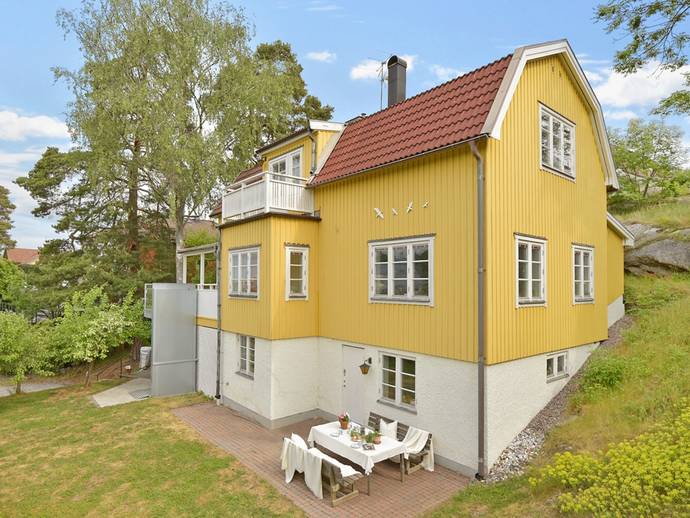 Cervins väg 12A i Bromsten, Stockholms kommun - villa till salu - Hemnet