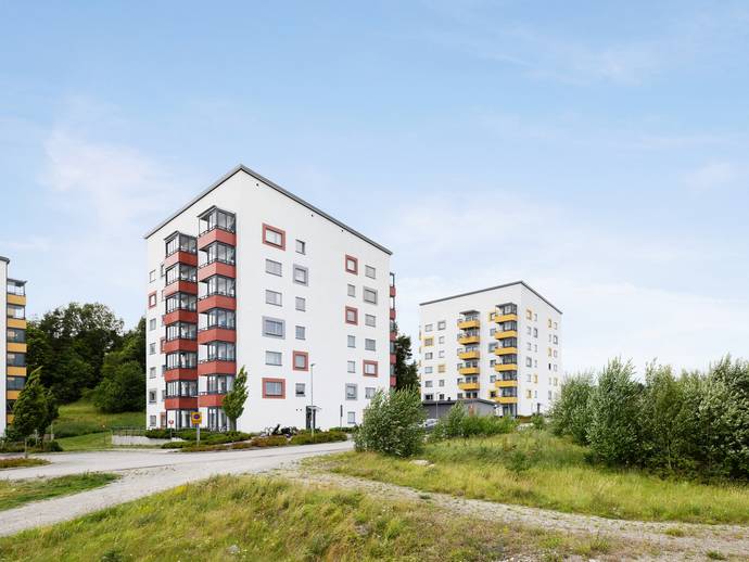 Valsta Gårdsväg 8, 5TR i Valsta, Sigtuna kommun - lägenhet till salu ...