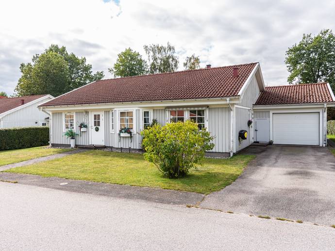 Hästskovägen 5 i Tingsryd, Tingsryds kommun - lägenhet till salu - Hemnet